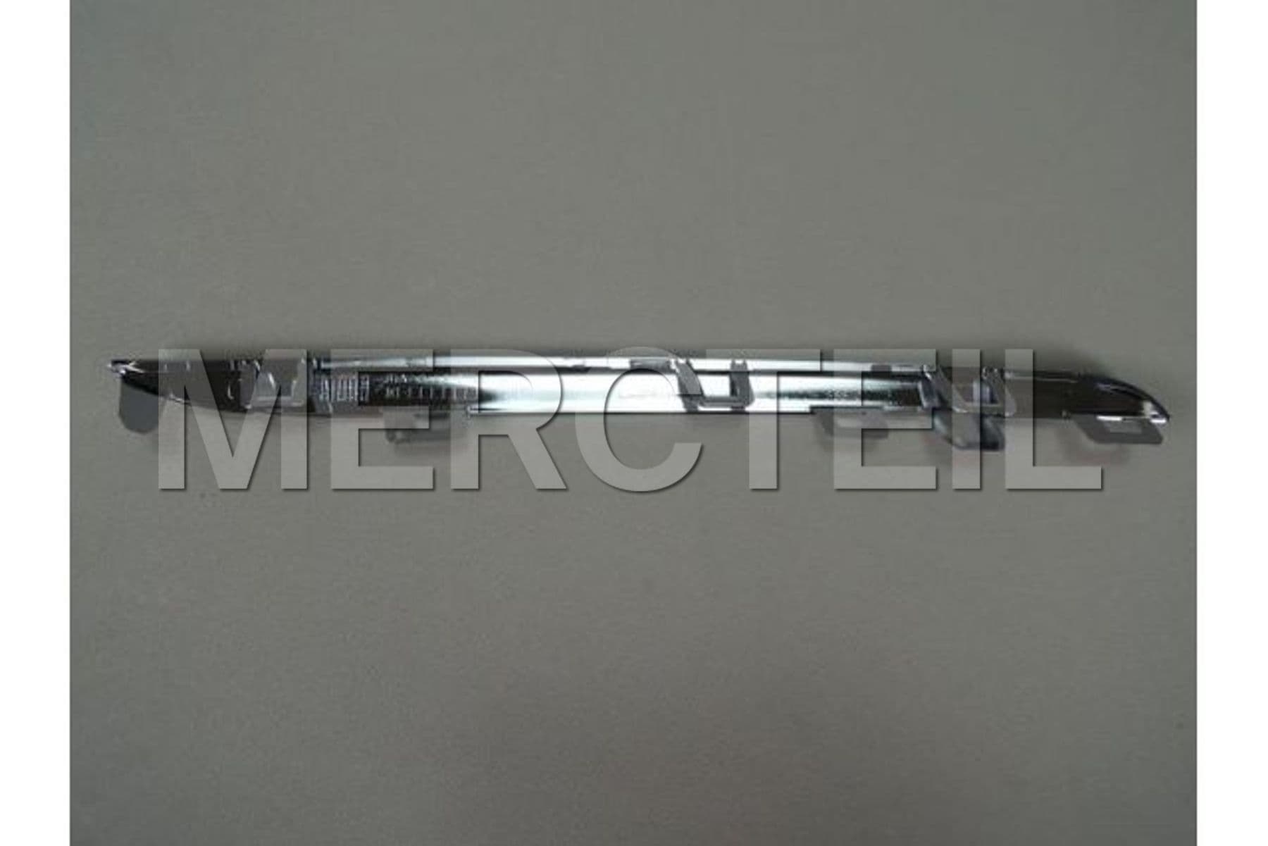 Buy the spare part Mercedes-Benz A2058880173 ornamental molding