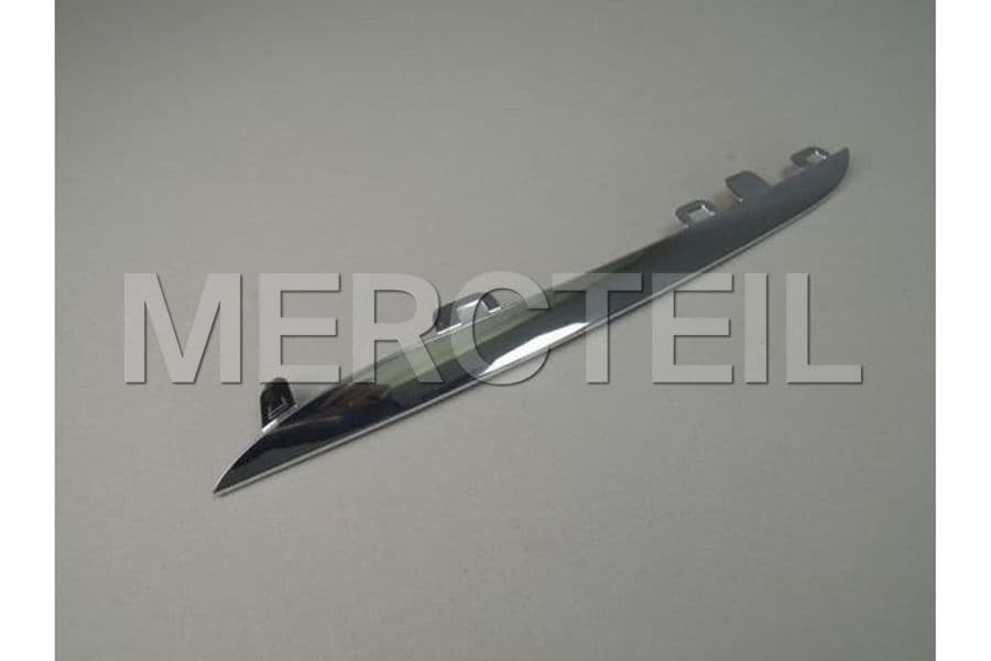 Buy the spare part Mercedes-Benz A2058880273 ornamental molding