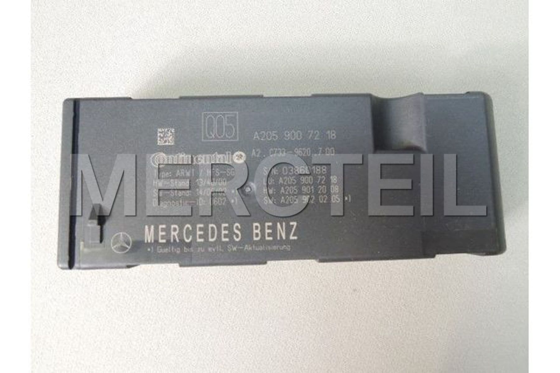 Buy the spare part Mercedes-Benz A2059007218 control unit