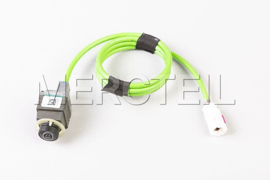 Buy the spare part Mercedes-Benz A2059052608 camera