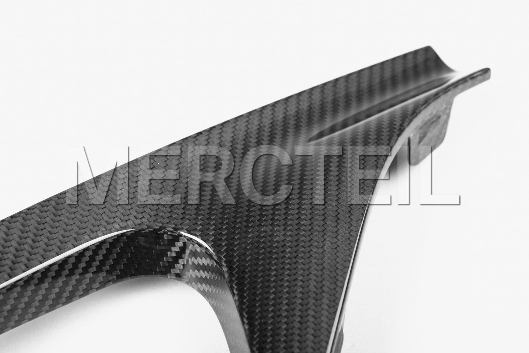 Buy the spare part Mercedes-Benz A2068853705 trim strip