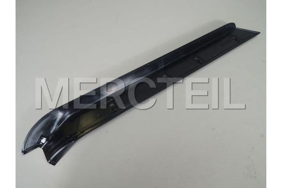 Buy the spare part Mercedes-Benz A20768049019051 cover rail