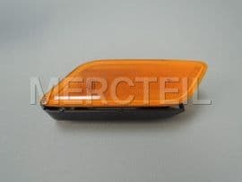 Buy the spare part Mercedes-Benz A2078200321 blinker lamp