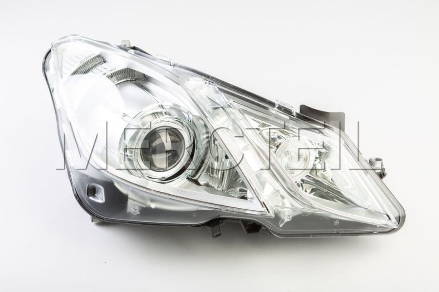 Buy the spare part Mercedes-Benz A2078200639 headlamp unit