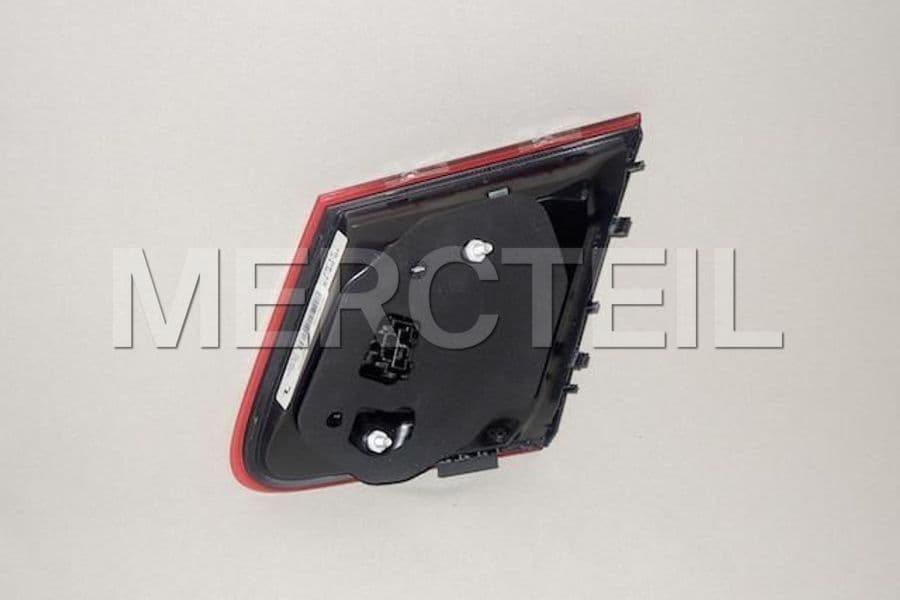 Buy the spare part Mercedes-Benz A2079063700 rear lamp combination