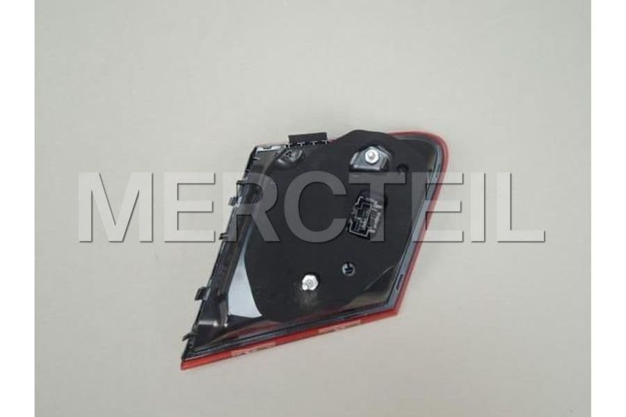 Buy the spare part Mercedes-Benz A2079063700 rear lamp combination