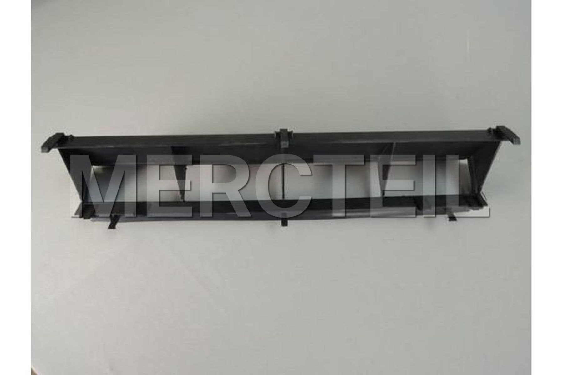 Buy the spare part Mercedes-Benz A2095050930 air baffle