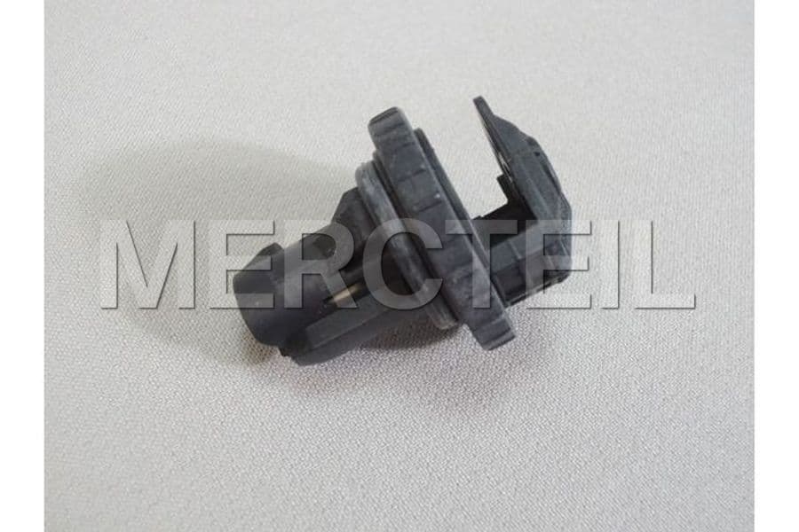 Buy the spare part Mercedes-Benz A2108000079 guide
