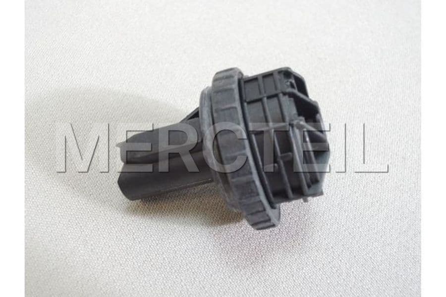 Buy the spare part Mercedes-Benz A2108000079 guide