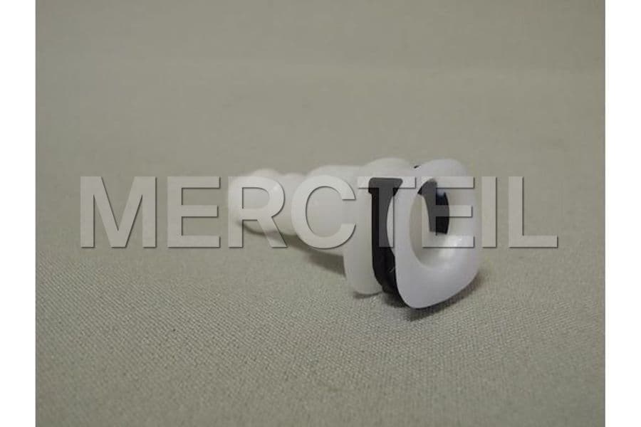 Buy the spare part Mercedes-Benz A2108690224 clutch
