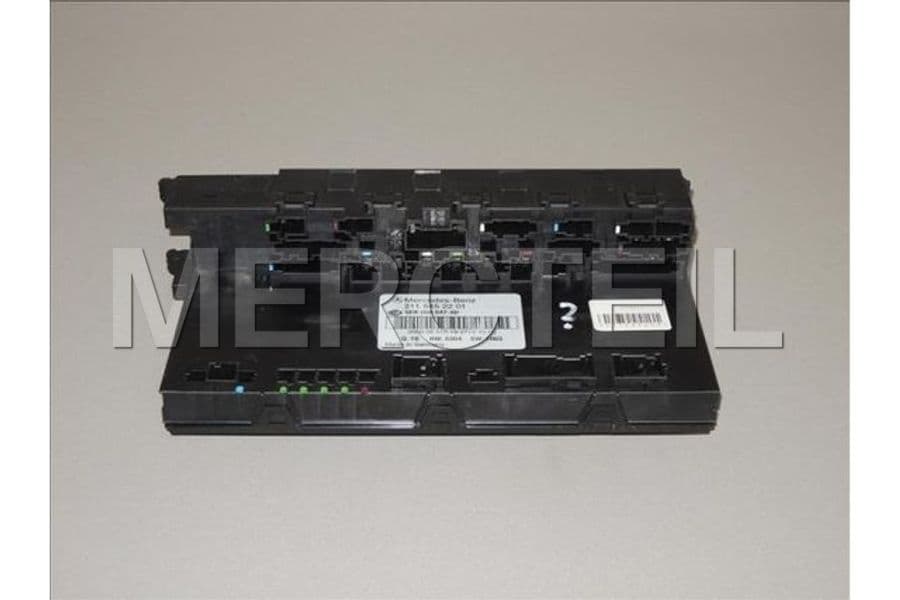 Buy the spare part Mercedes-Benz A2115452201 zentralelektrik