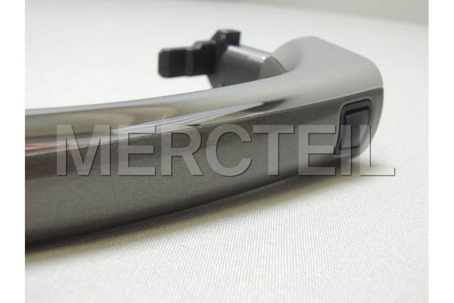 Buy the spare part Mercedes-Benz A21176011709963 door handle