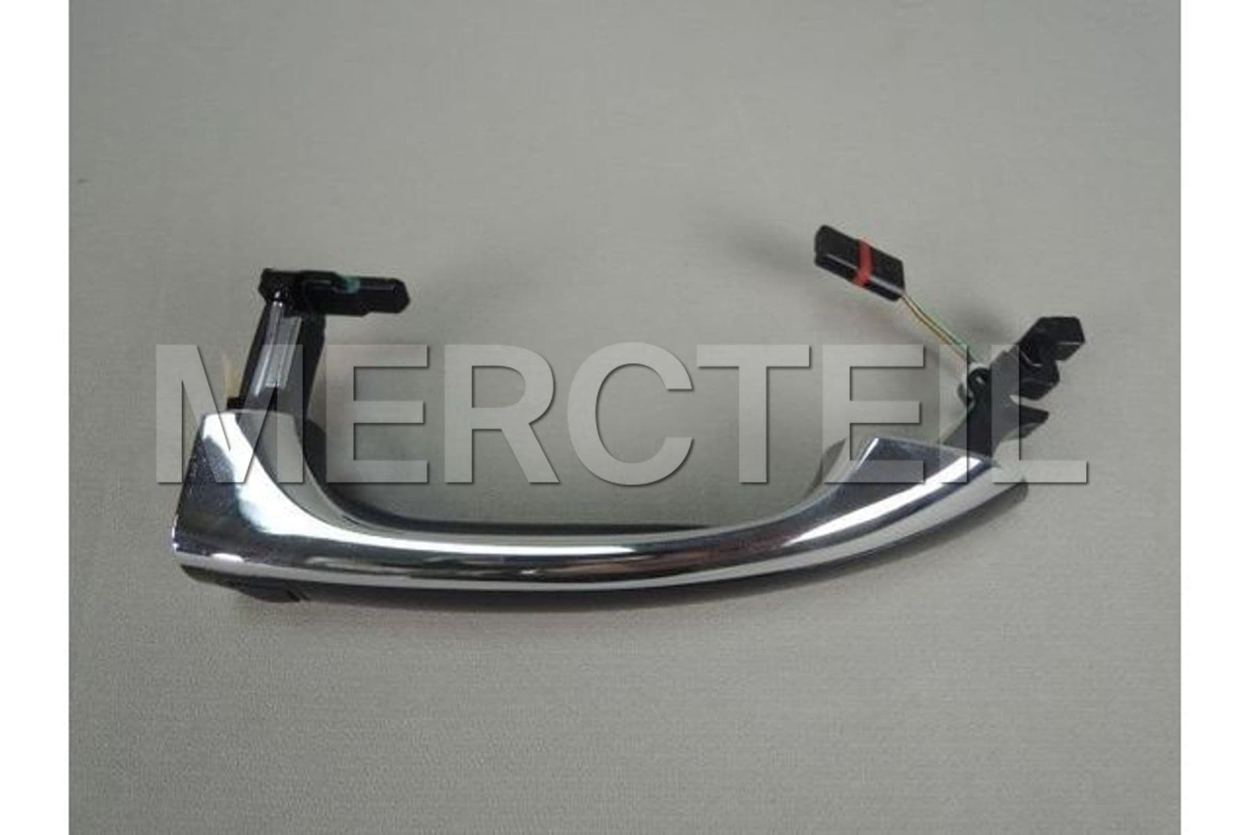 Buy the spare part Mercedes-Benz A21176012709999 door handle