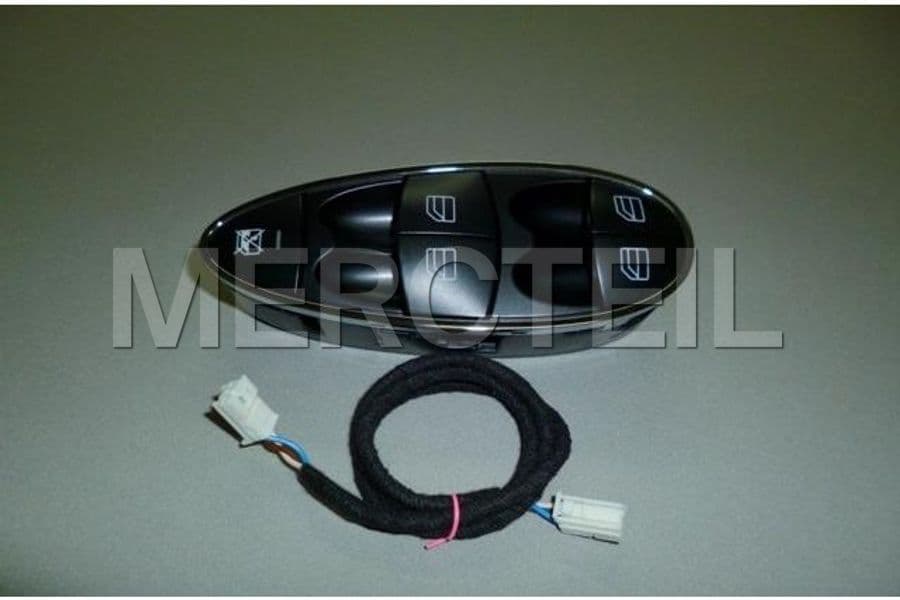 Kaufen Sie das Ersatzteil Mercedes-Benz A2118213679