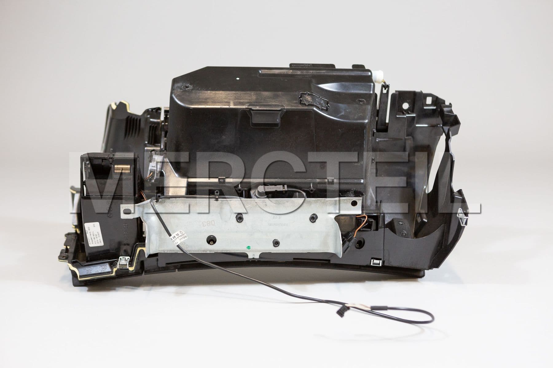 Buy the spare part Mercedes-Benz A2118603305 windowbag