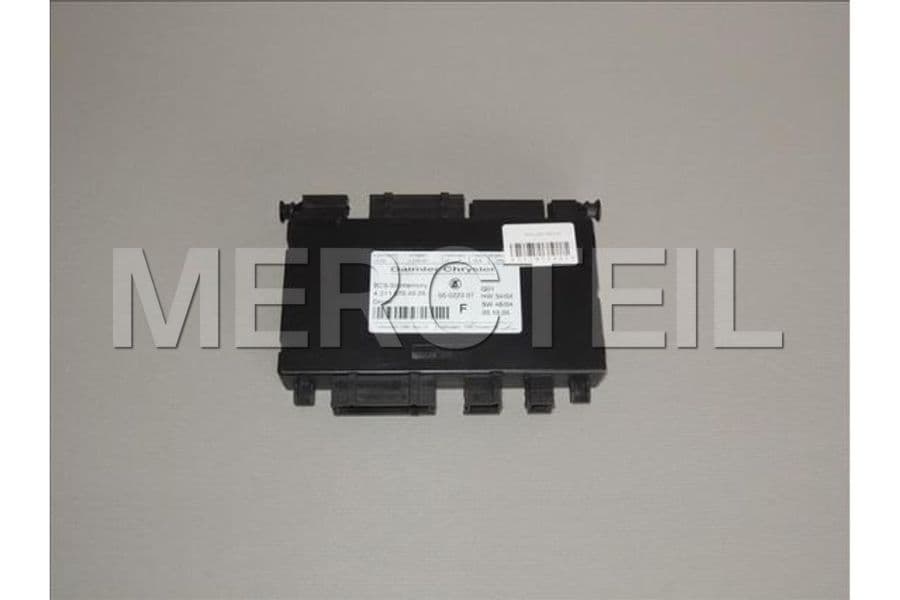 Buy the spare part Mercedes-Benz A2118704926 steuergeraet