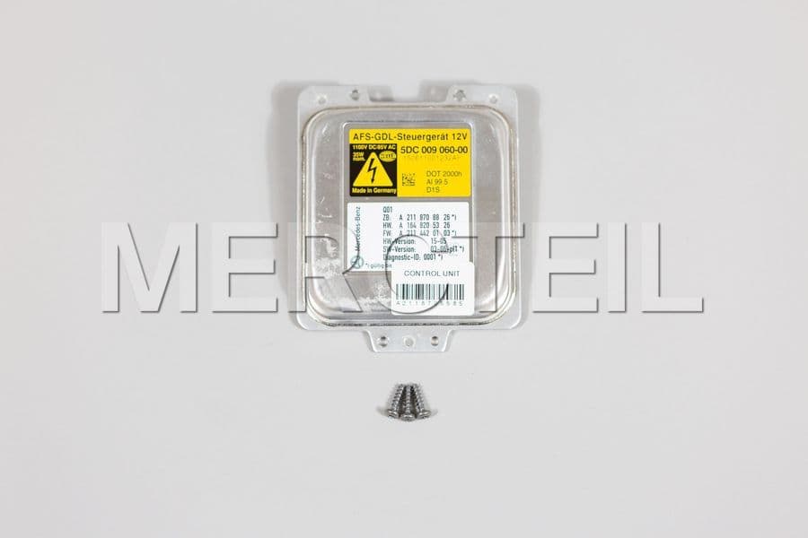 Buy the spare part Mercedes-Benz A2118705585 control unit