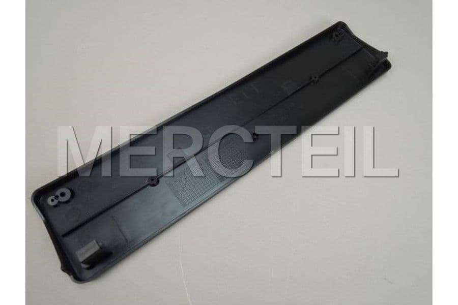 Buy the spare part Mercedes-Benz A2118850781 license plate moulding