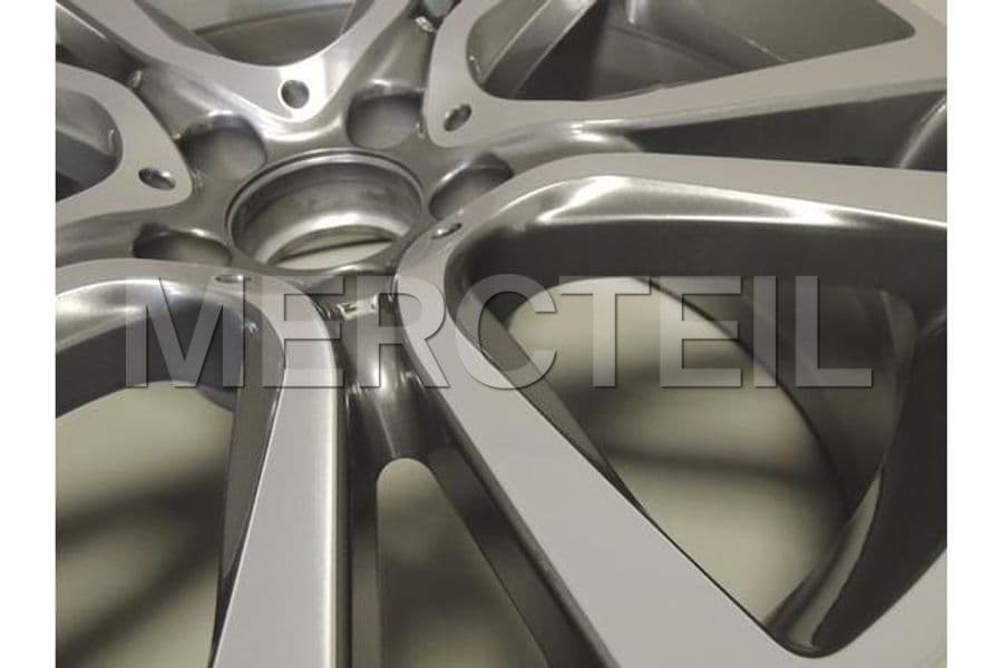 Buy the spare part Mercedes-Benz A21240148027X21 disk wheel