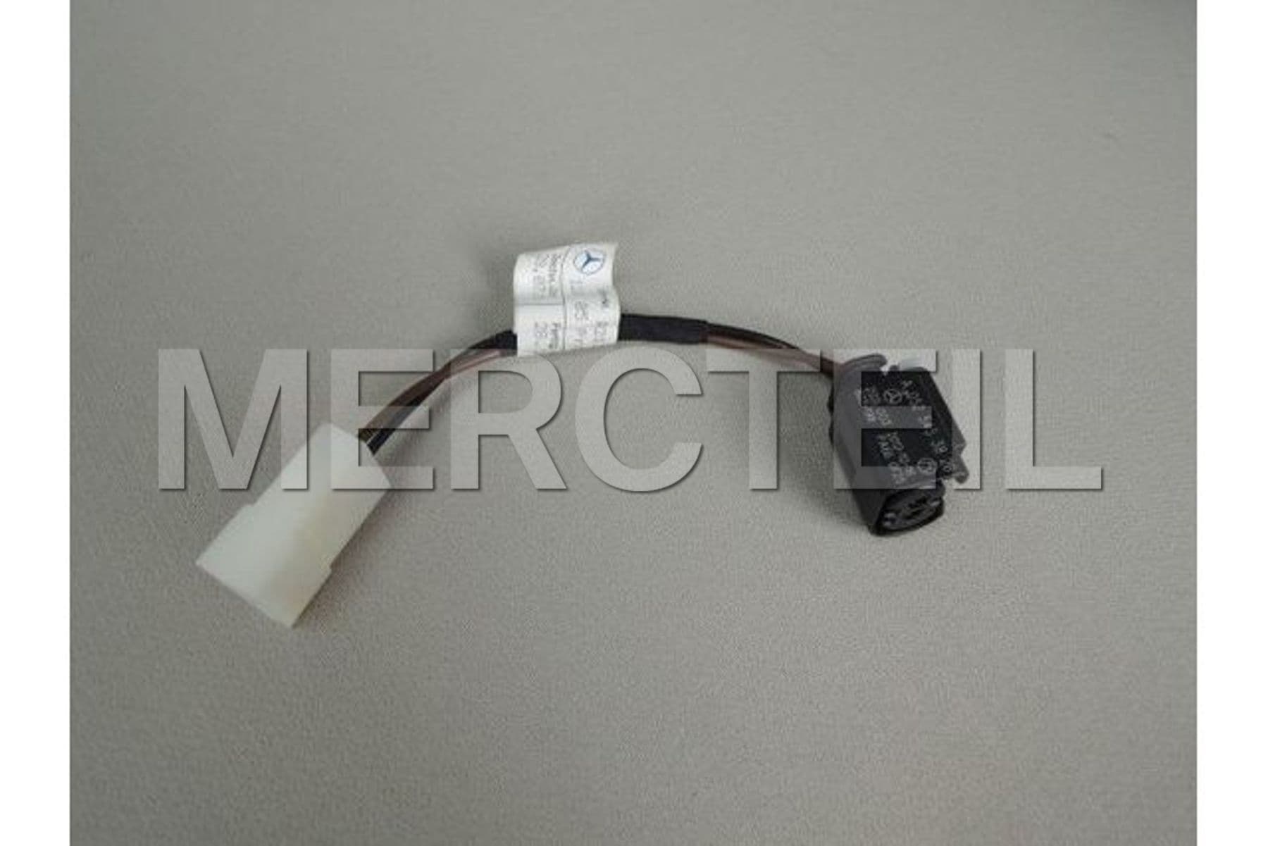 Buy the spare part Mercedes-Benz A2124403539 electrical wiring harness