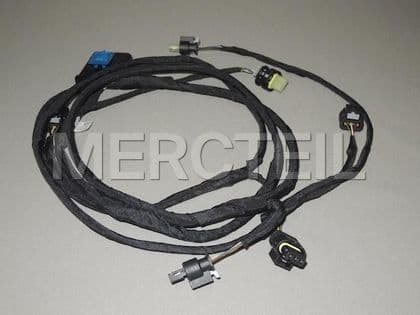 Buy the spare part Mercedes-Benz A2125402500 electrical wiring harness