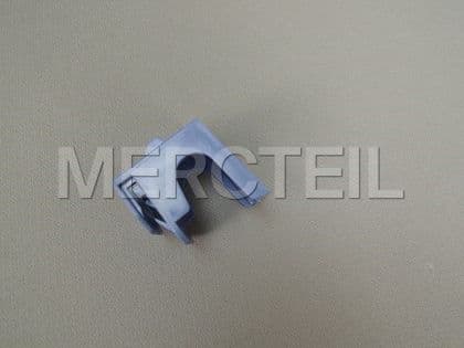 Buy the spare part Mercedes-Benz A2126980214 bracket