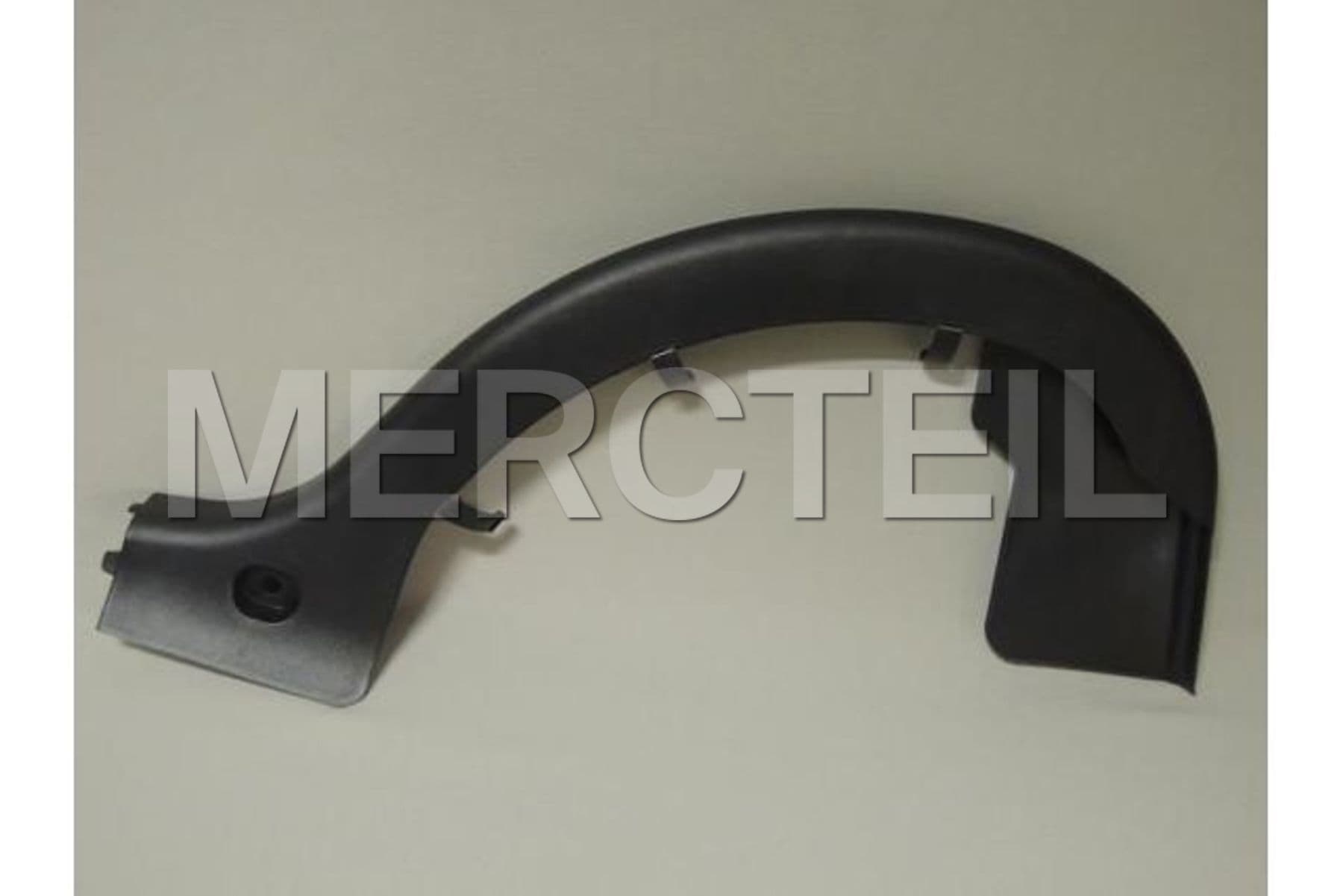 Buy the spare part Mercedes-Benz A21282103899051 duct