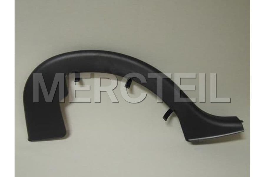 Buy the spare part Mercedes-Benz A21282103899051 duct