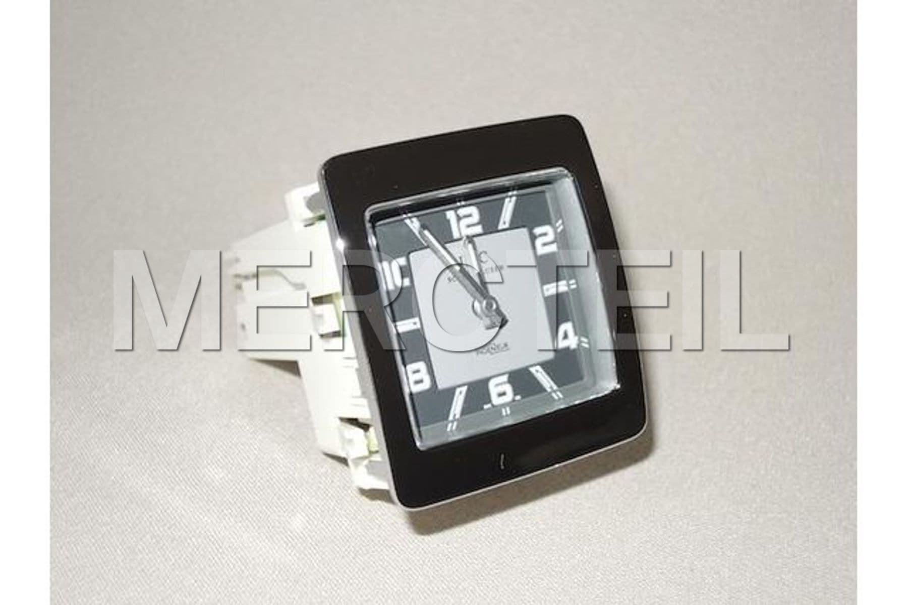 Buy the spare part Mercedes-Benz A2128270000 analog clock