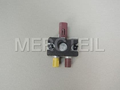 Buy the spare part Mercedes-Benz A2128704089 duplexer