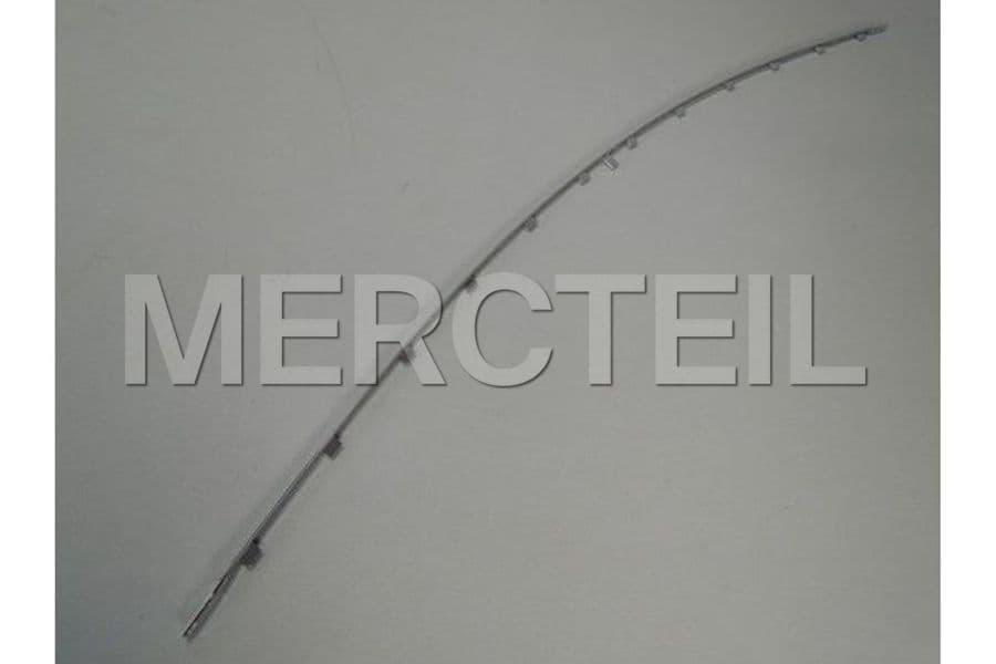 Buy the spare part Mercedes-Benz A2128852021 moulding