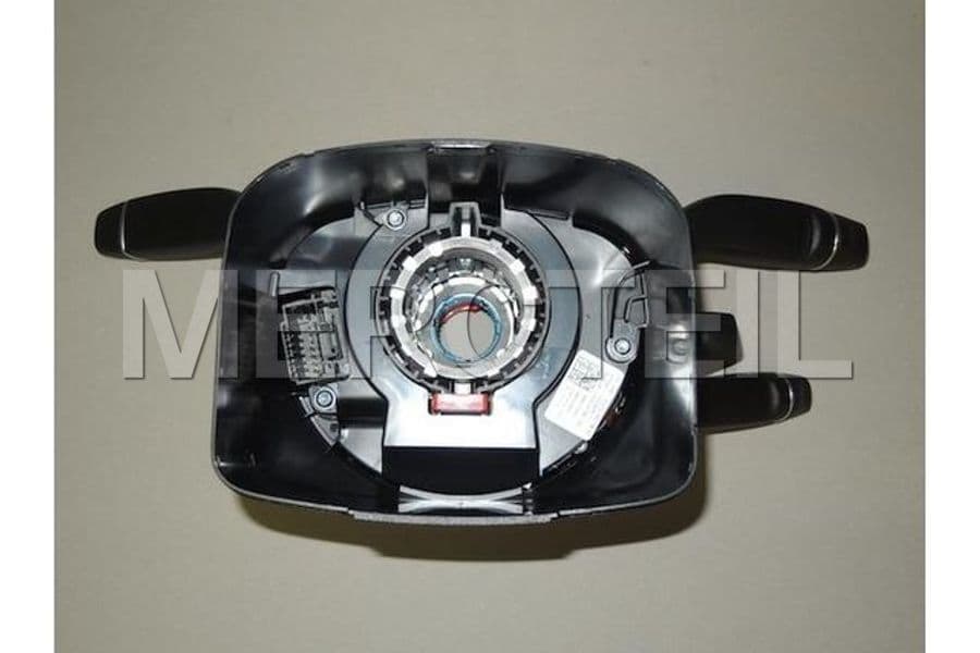 Buy the spare part Mercedes-Benz A21290038209051 control unit