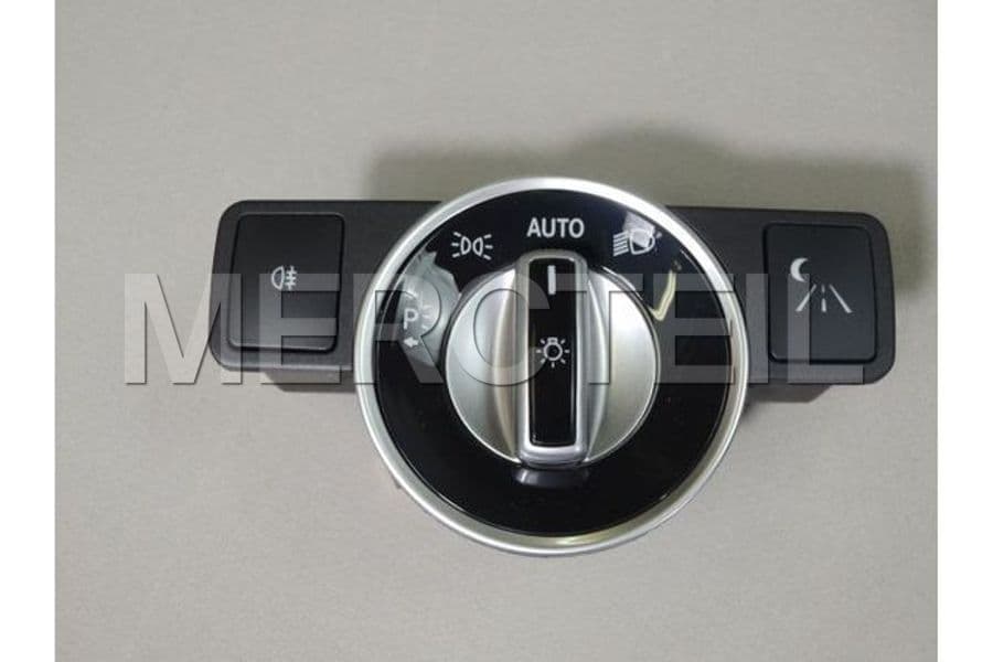 Buy the spare part Mercedes-Benz A21290507519107 switch block