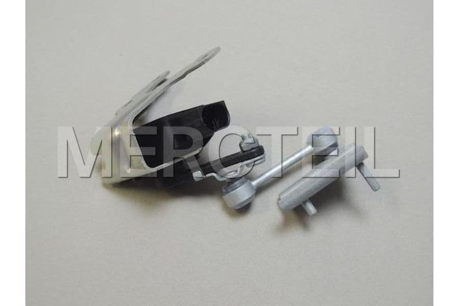 Buy the spare part Mercedes-Benz A2129052902 turning angle pickup