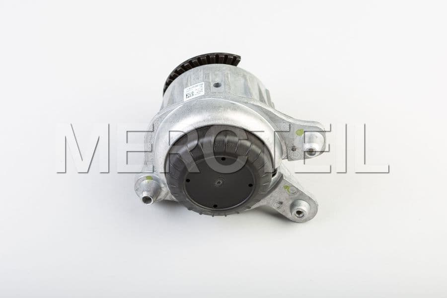 Buy the spare part Mercedes-Benz A2132400700 engine support
