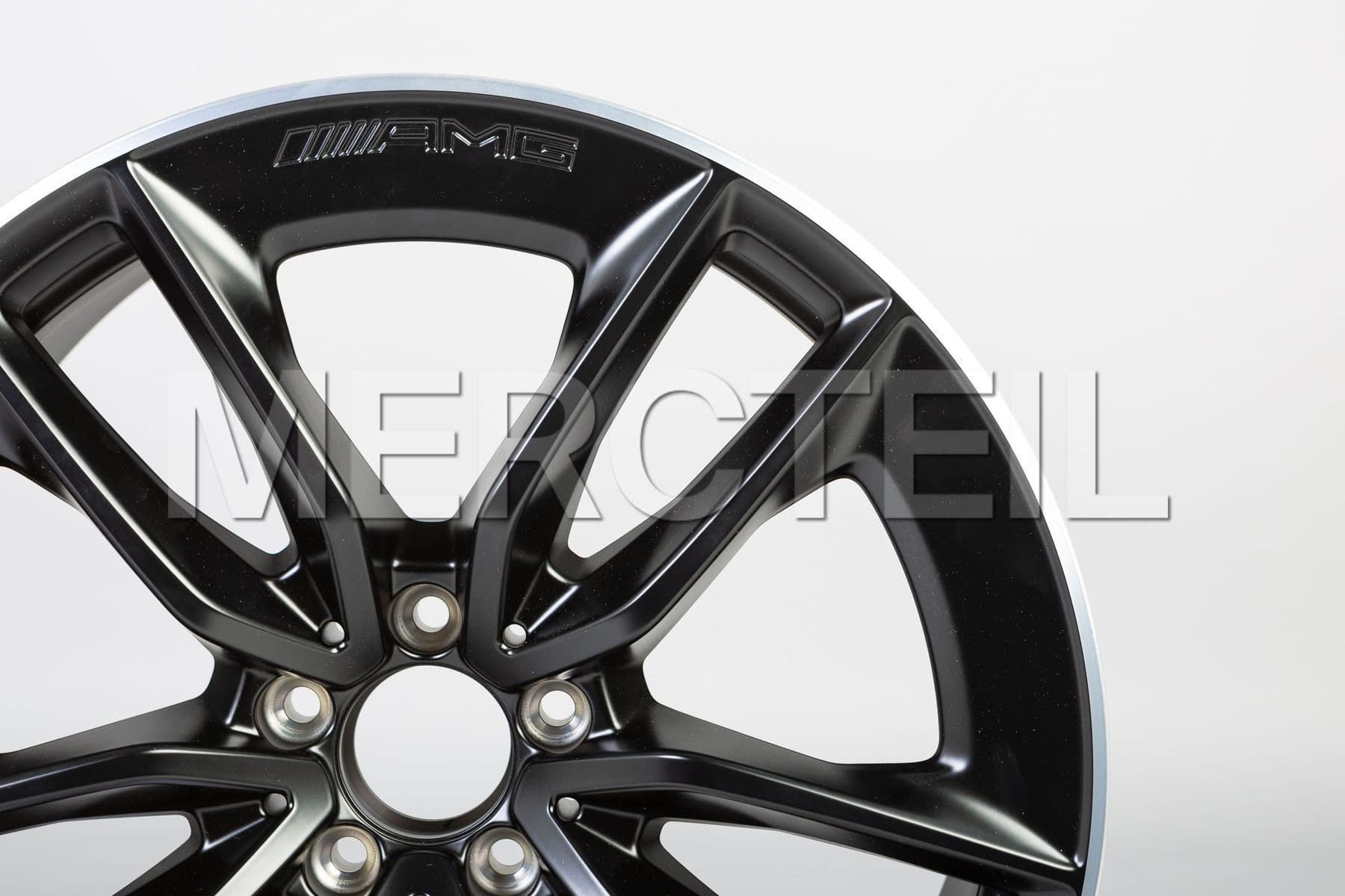 Buy the spare part Mercedes-Benz A21340149007X71 double spoke wheel