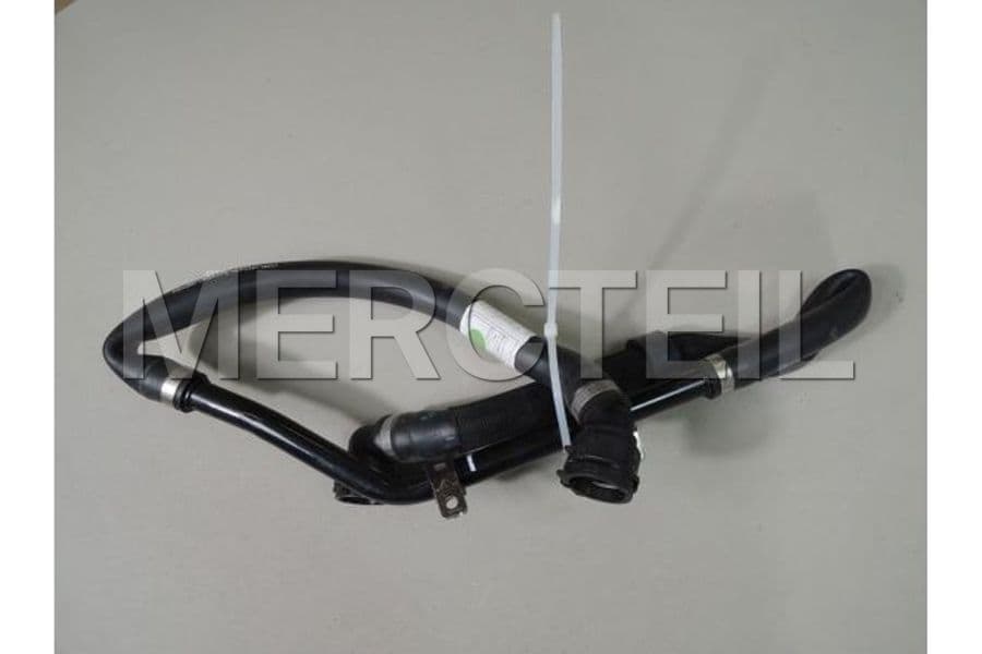Buy the spare part Mercedes-Benz A2135011782 coolant hose