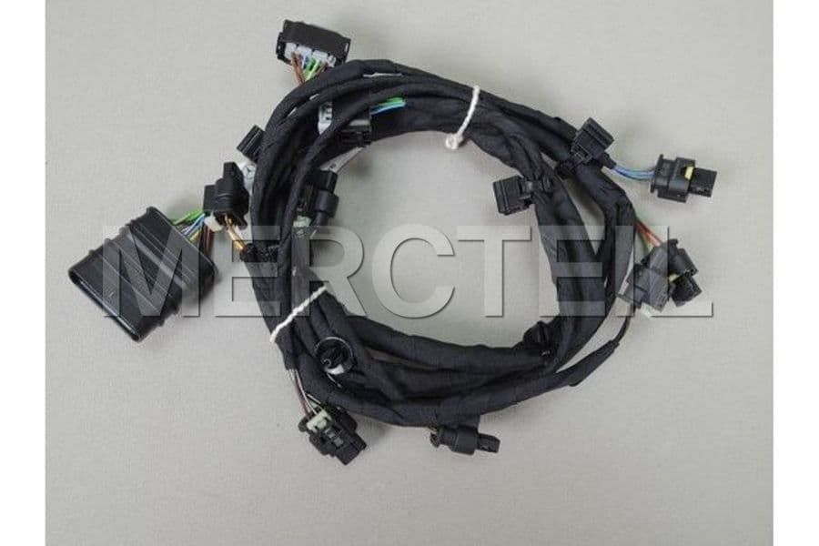 Buy the spare part Mercedes-Benz A2135402734 electrical wiring harness