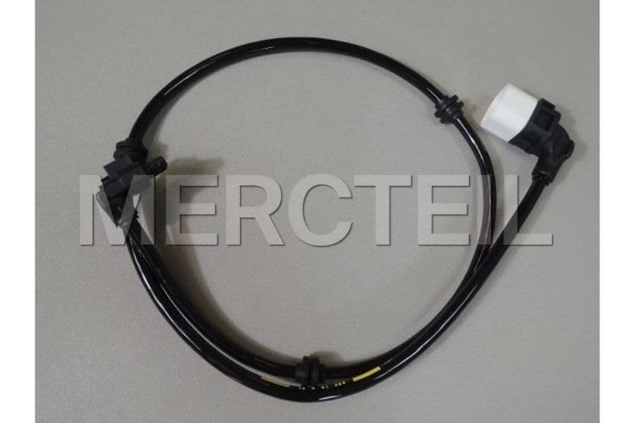 Buy the spare part Mercedes-Benz A2135404924 electrical wiring harness