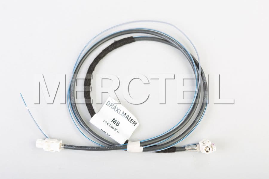 Buy the spare part Mercedes-Benz A2135405176 electrical wiring harness