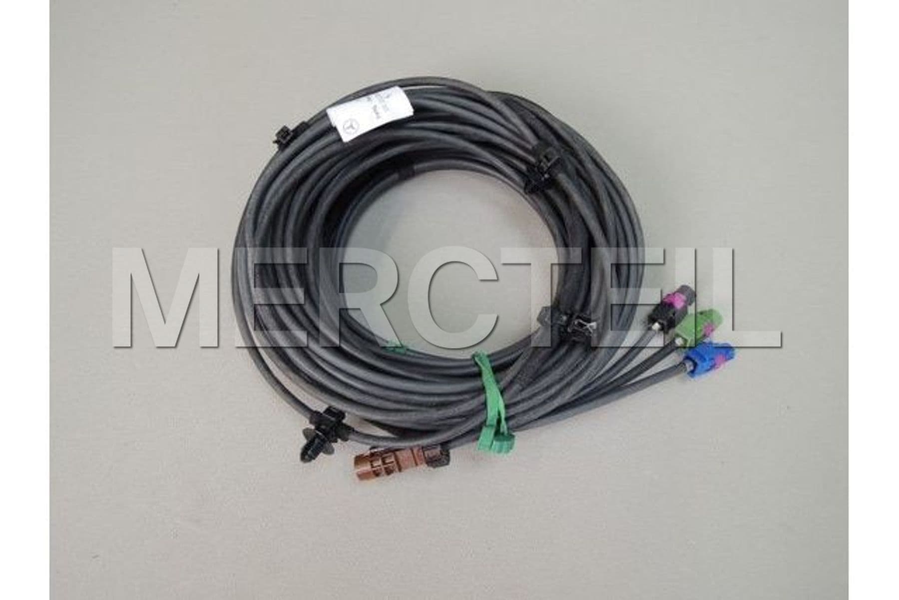 Buy the spare part Mercedes-Benz A2135409512 electrical wiring harness