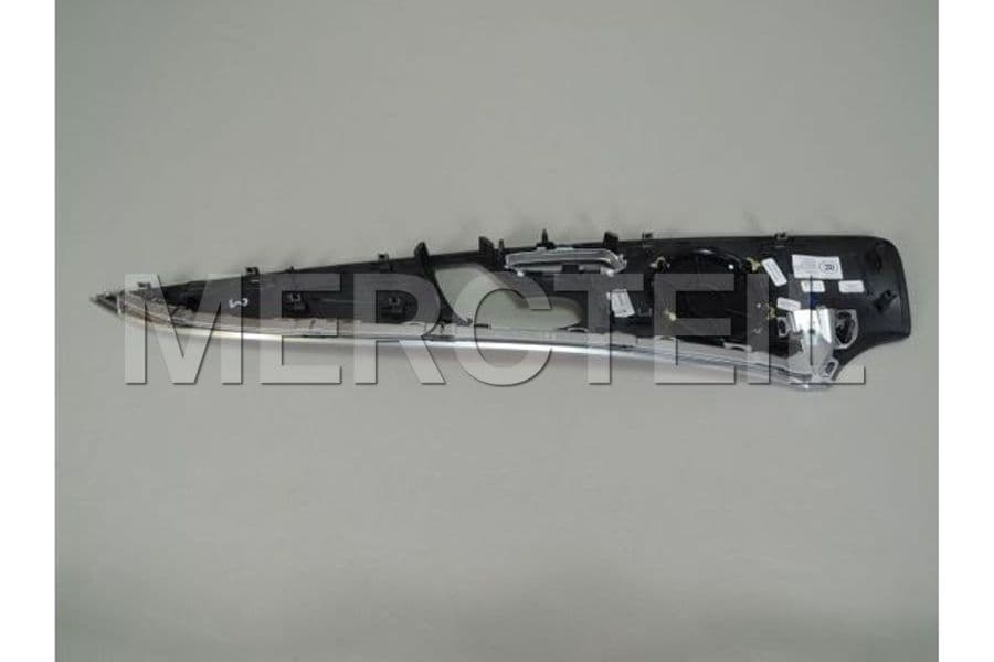 Buy the spare part Mercedes-Benz A2137204402 moulding