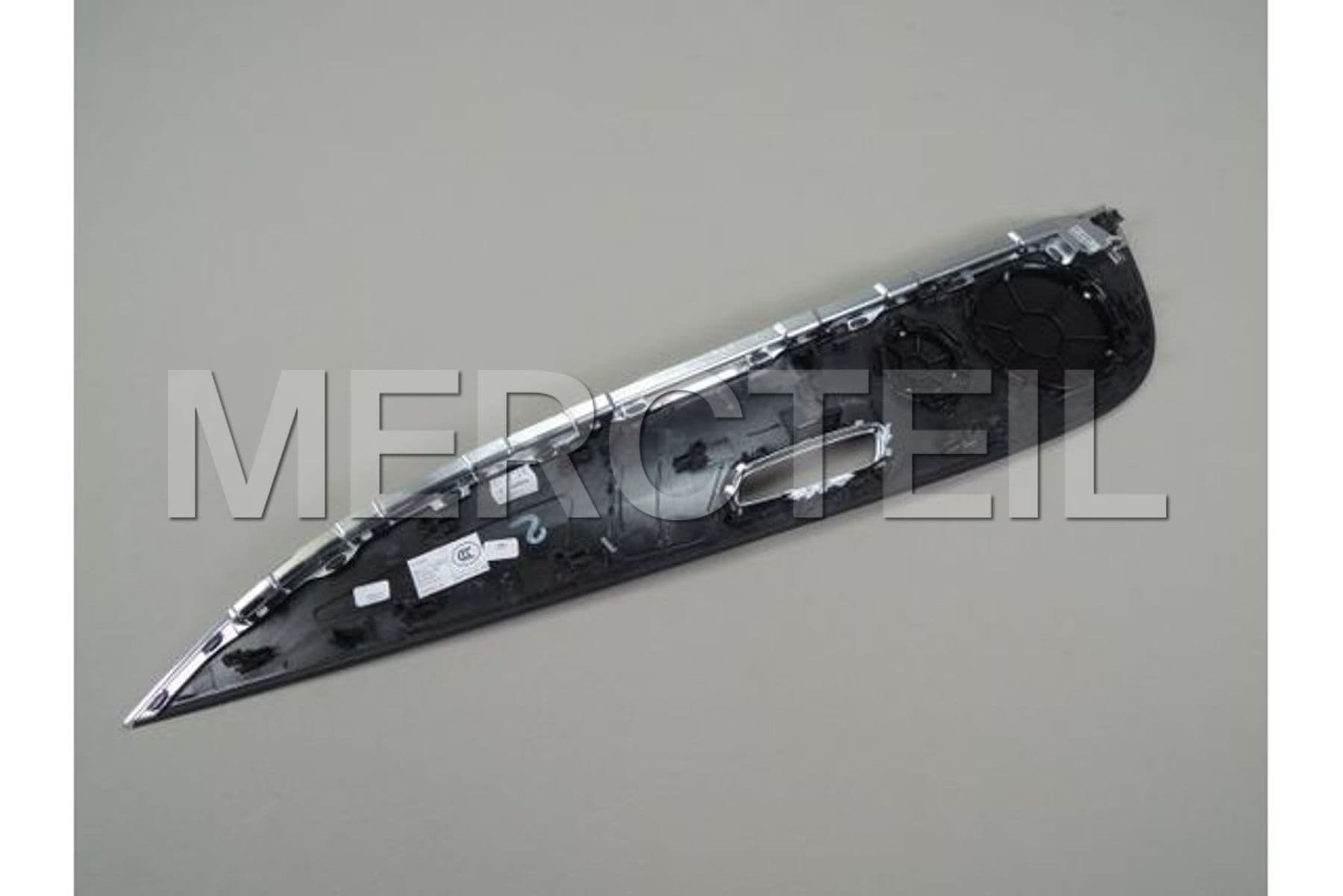Buy the spare part Mercedes-Benz A2137300503 ornamental trim