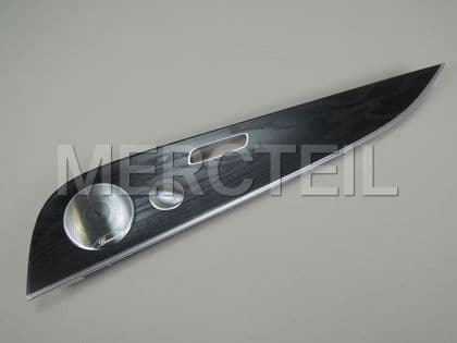Buy the spare part Mercedes-Benz A2137300603 ornamental trim