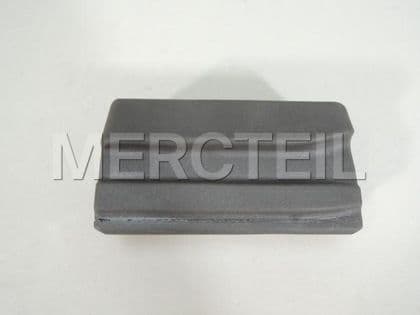Buy the spare part Mercedes-Benz A2137501900 insulation
