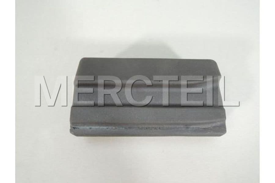 Buy the spare part Mercedes-Benz A2137501900 insulation
