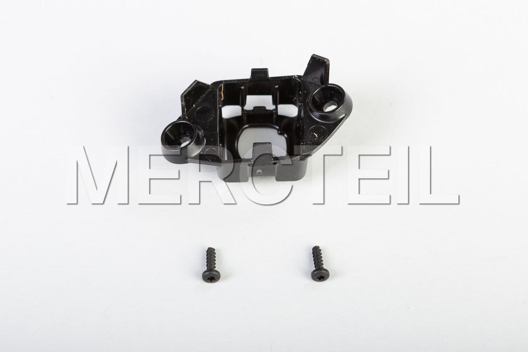 Buy the spare part Mercedes-Benz A2138200414 bracket