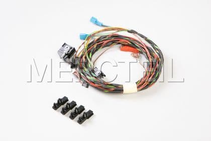 Buy the spare part Mercedes-Benz A2138206702 electrical wiring harness