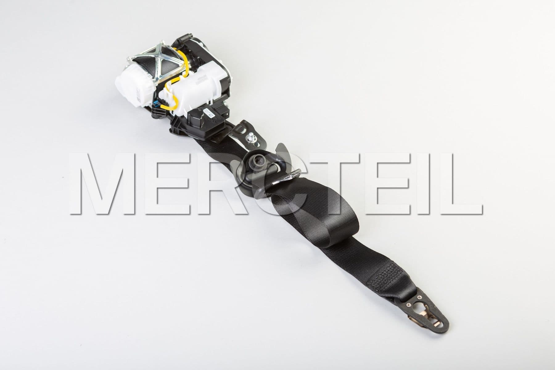Buy the spare part Mercedes-Benz A21386007019C94 seat belt