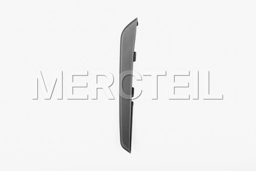 Buy the spare part Mercedes-Benz A2138804102 wheel house covering